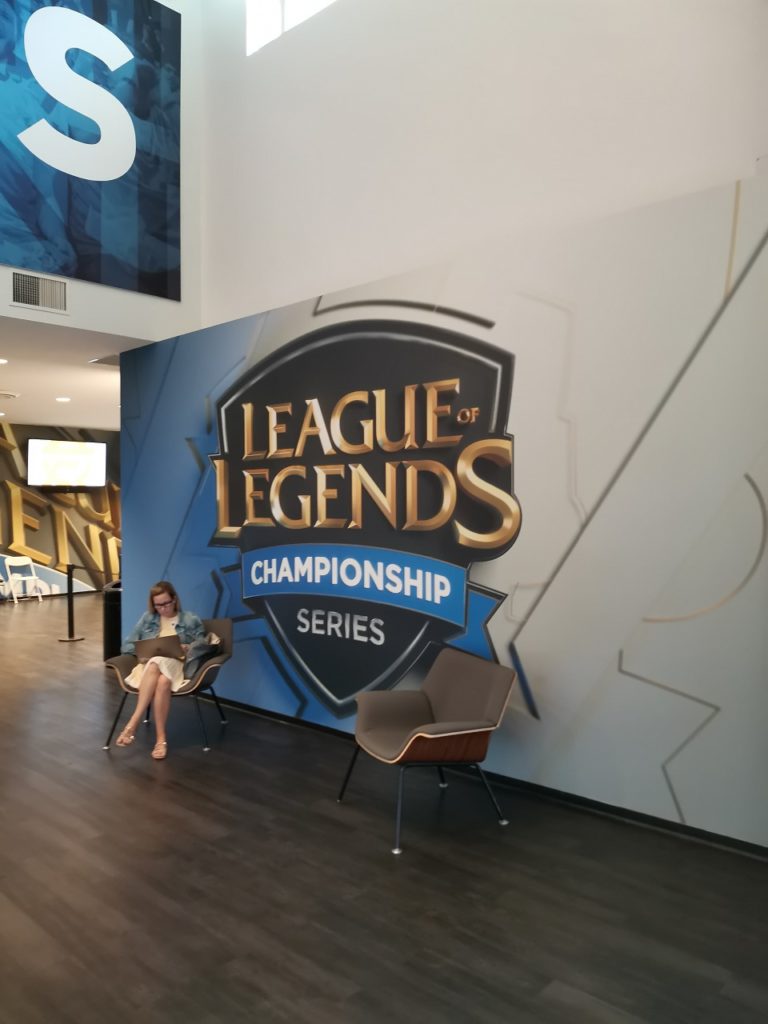 Lol-LCS - gamersantai.com