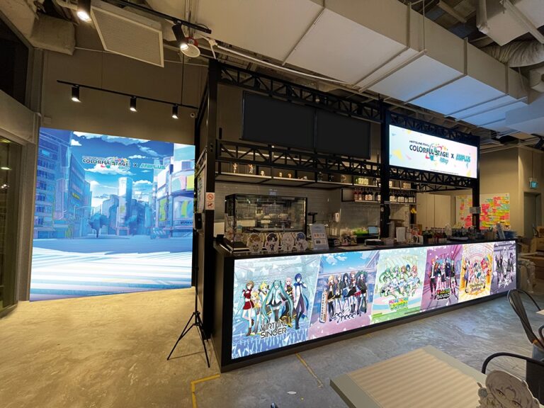 ANIPLUS Café Umum Acara "Hatsune Miku: Colorful Stage," Hanya Di Singapura! - gamersantai.com