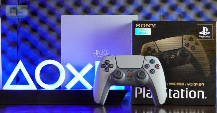 DualSense-30th-Anniversary-Limited-Edition_FI - gamersantai.com