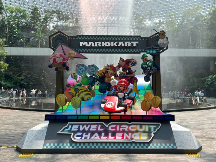 Jewel Changi Airport Umum Art Installation 'Mario Kart' Pertama di Asia ...